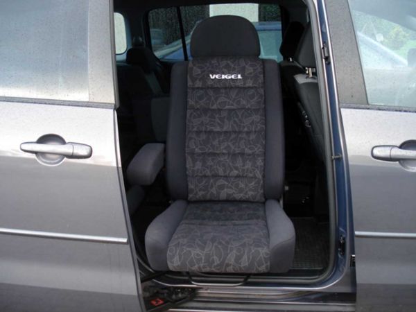 Schwenksitze und behindertengerechte Auto Sitze - Autoservice Kelber